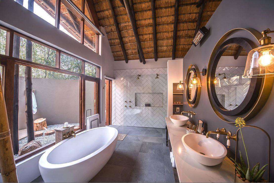 Nkala Safari Lodge, Black Rhino Reserve, Pilanesberg National Park